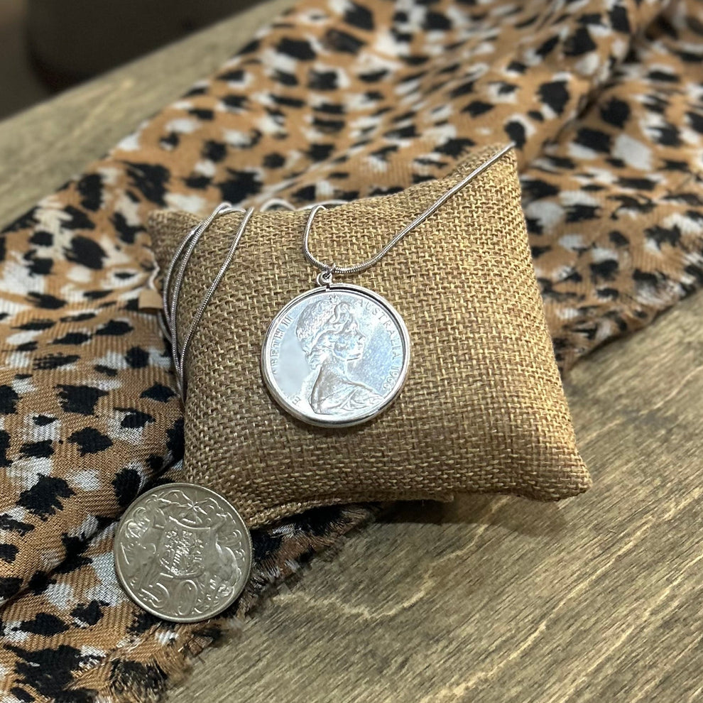 Upcycled 1966 Australian Silver Coin Necklace – Molly Made